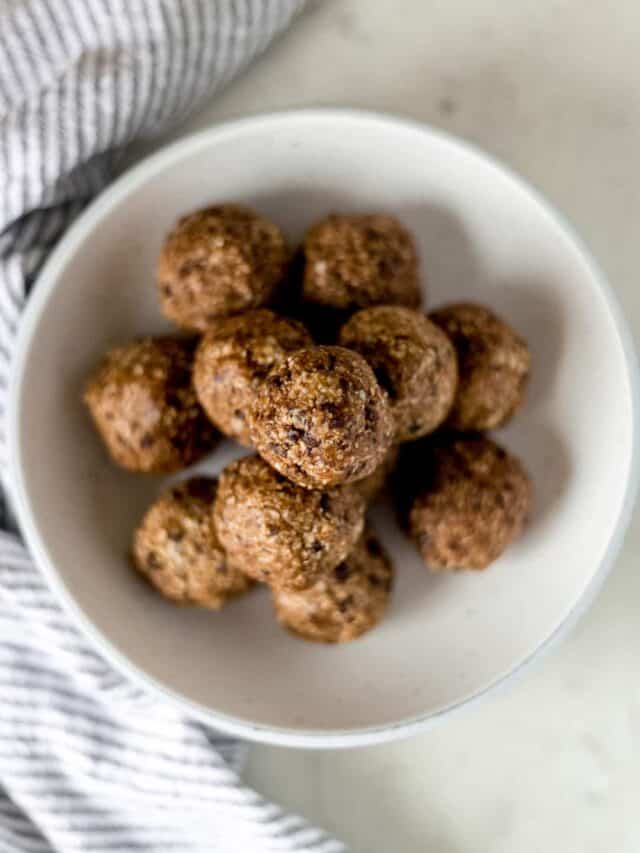 10 Minute No Bake Energy Bites Recipe : Simply LaKita