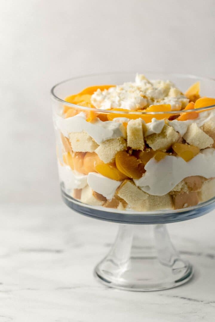 Easy Peach Trifle with Canned Peaches
