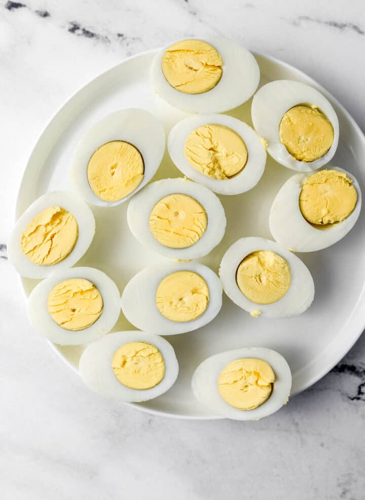 Easy Deviled Eggs with Miracle Whip Recipe (Classic & Creamy)