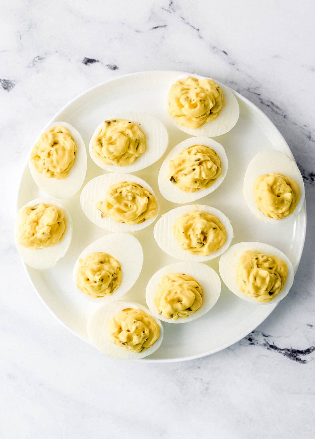 Easy Deviled Eggs with Miracle Whip Recipe (Classic & Creamy)