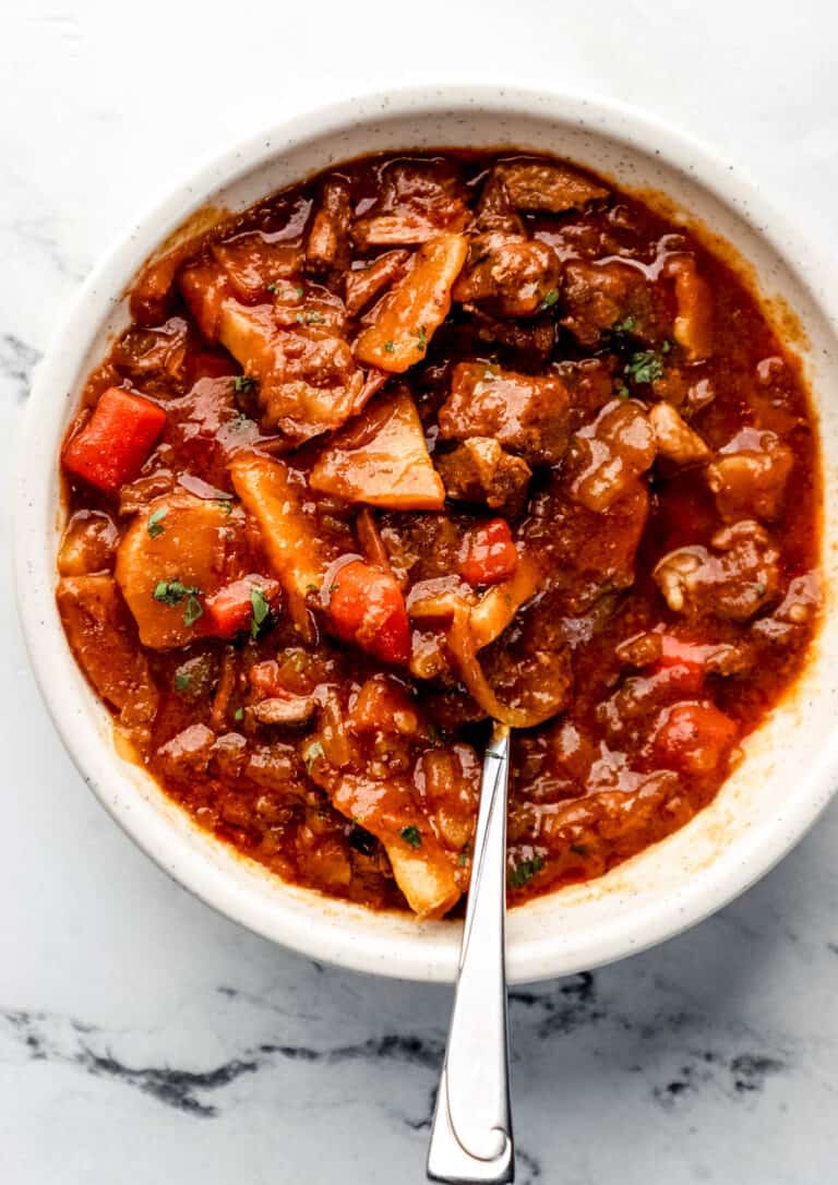 Crock Pot Beef Stew (Easy Slow Cooker Recipe)