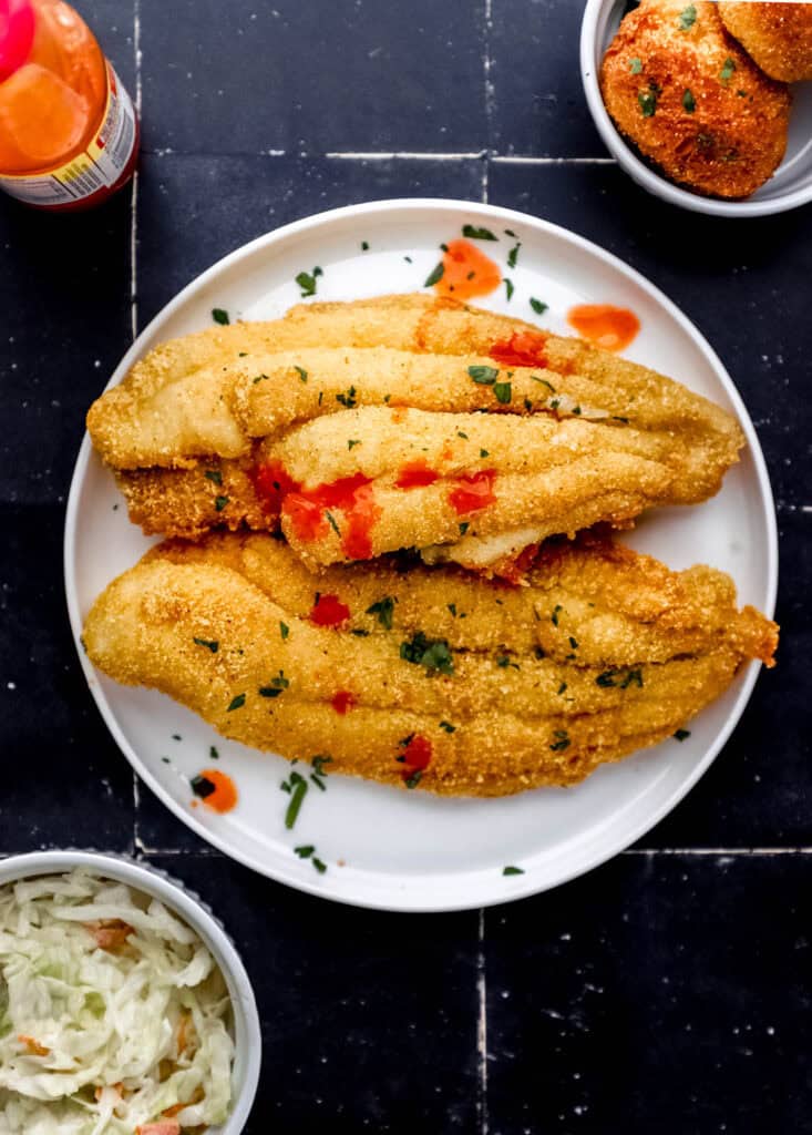 Southern Fried Catfish Recipe – Crispy & Golden with Cornmeal