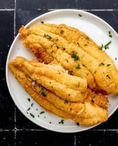 Southern Fried Catfish Recipe – Crispy & Golden with Cornmeal