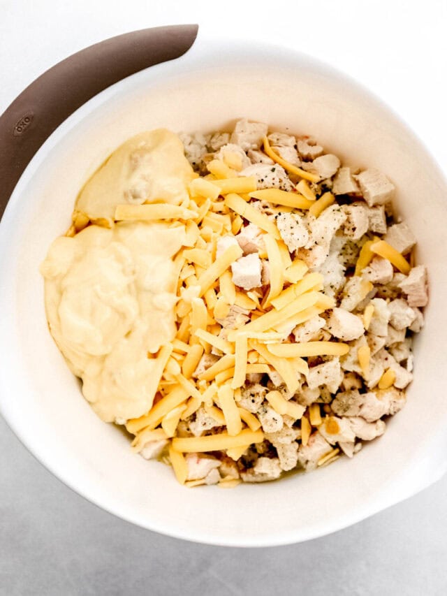 Creamy Chicken Casserole Recipe (Easy, Cheesy & Comforting!)