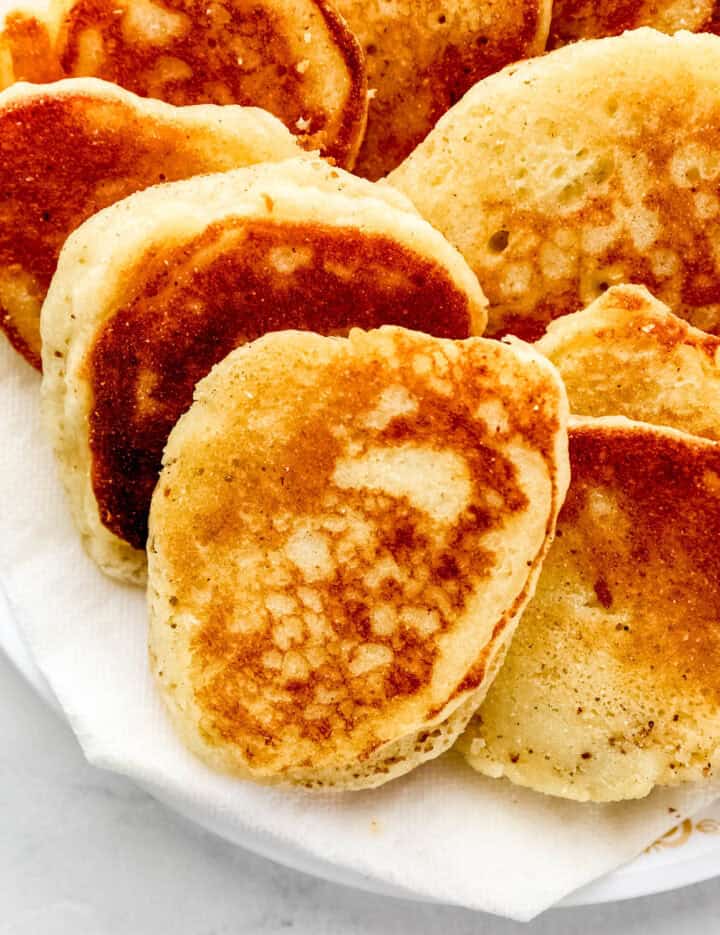 Hoe Cakes Recipe (Crispy Southern Fried Cornbread)