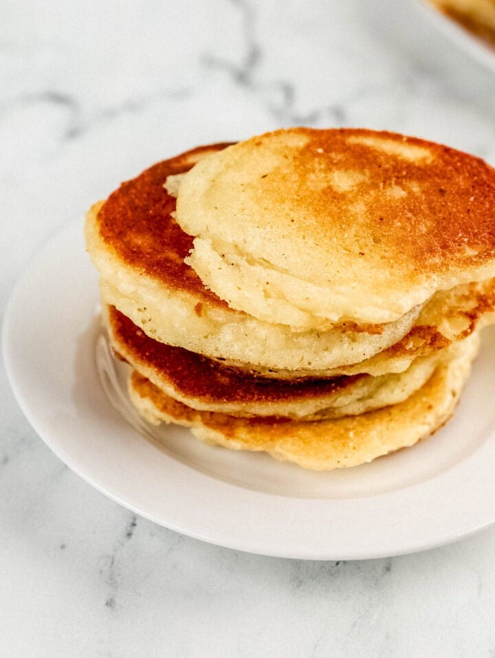 Hoe Cakes Recipe (Crispy Southern Fried Cornbread)